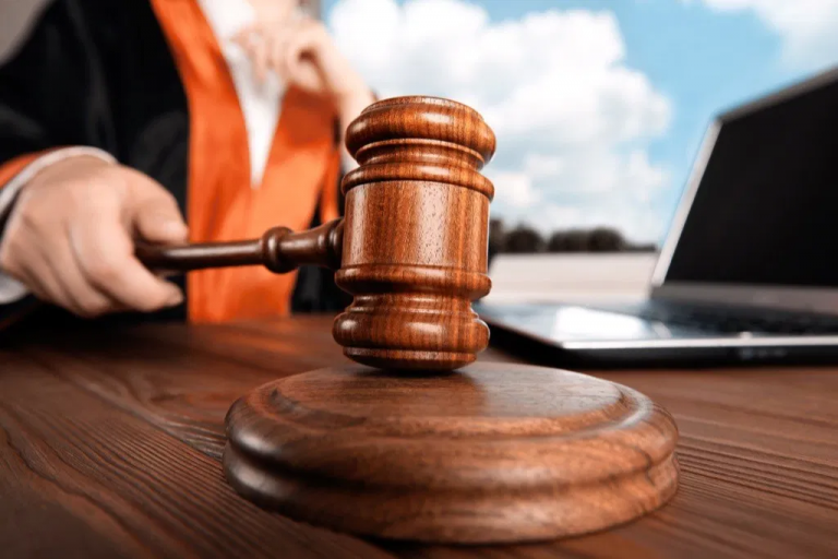 The Most Bizarre Real Laws That Exist RadioSibenik Com